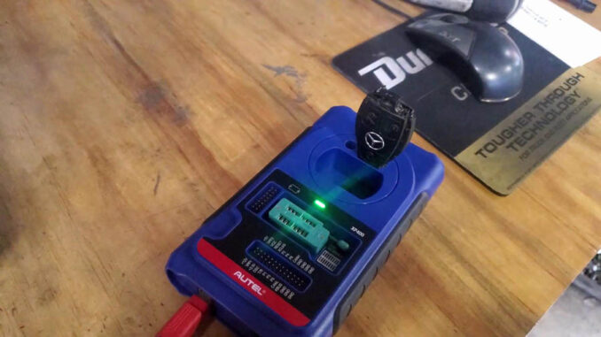 AUTEL IM608 Benz W204 all keys lost programming successfully – UOBDII ...