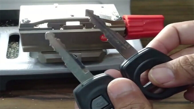 Suzuki Wagon R 2019- Add New Key by Xhorse Locksmith Tool – UOBDII Official Blog