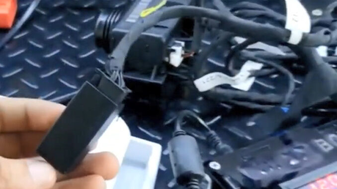 VVDI MB Tool Tutorials: Replace Mercedes- Benz W204 ELV – UOBDII ...